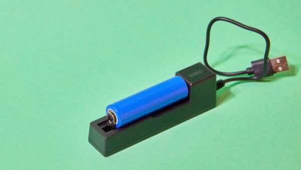 The Ultimate Guide to the 18650 Batteries: Specs, Usage, and Safety