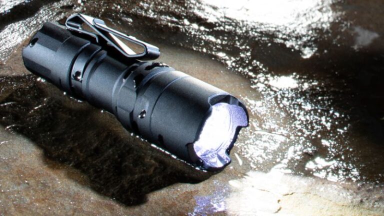 16 Different Types of Flashlights - Guide to Your Lighting Solution
